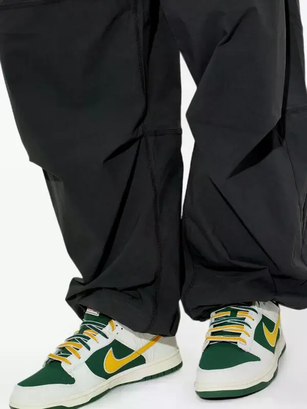 Nike Dunk Low Retro Sneakers