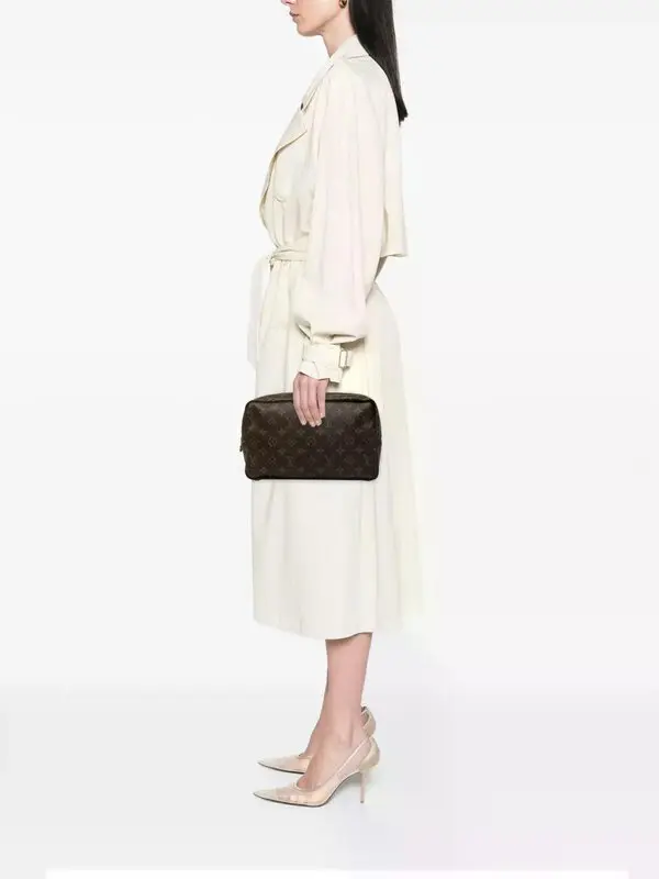 LOUIS VUITTON Monogram Trousse Toilette 28 Clutch Bag
