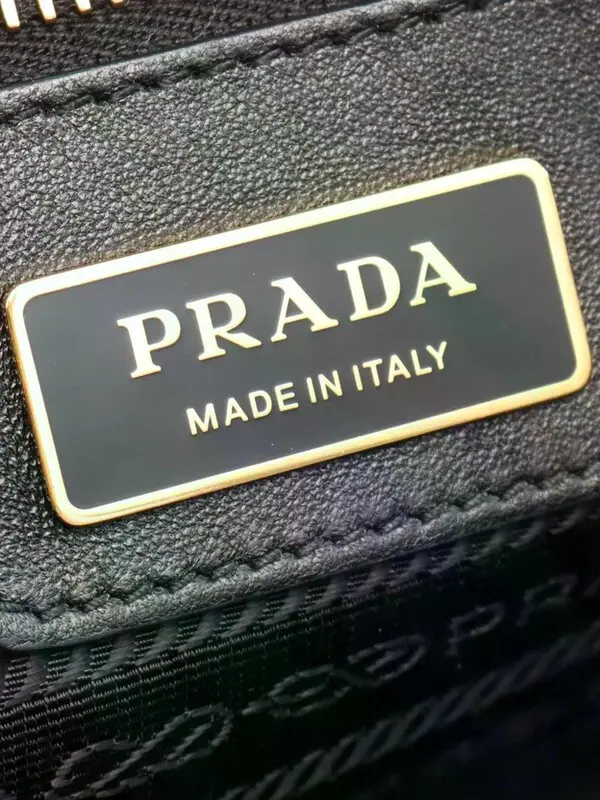 Prada 2013-2026 Medium Tessuto Re Edition 1978 Satchel