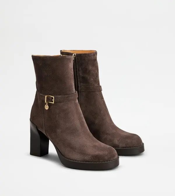 TOD'S Ankle Boots In Suede
