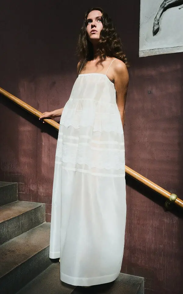 THE GARMENT Freya Silk Show Dress