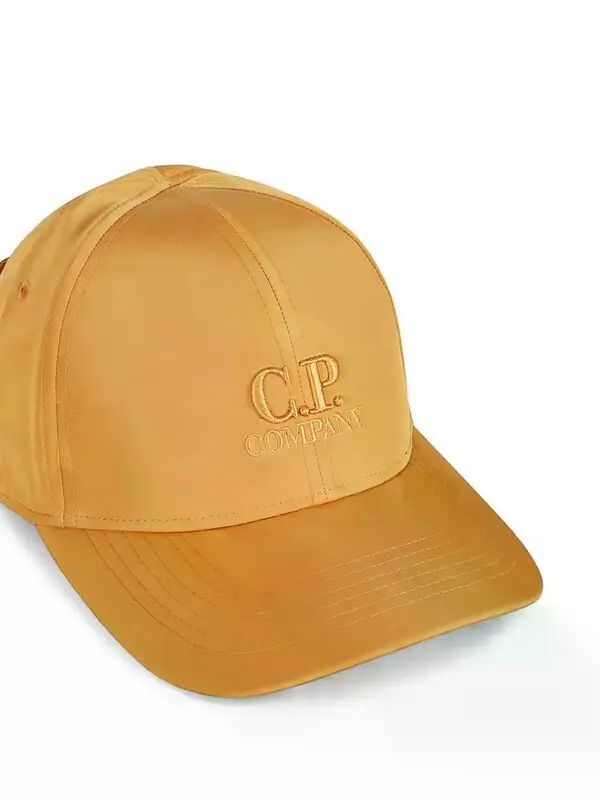 C.P. COMPANY Goggle-detail Embroidered Baseball Cap