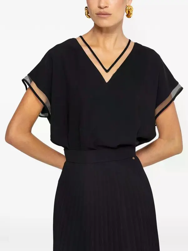 NISSA Pleated Midi Skirt