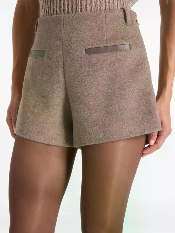 Manière De Voir Tanya In Taupe Shorts