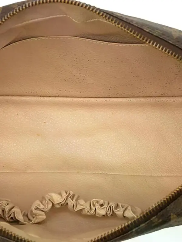 LOUIS VUITTON Monogram Trousse Toilette 28 Clutch Bag