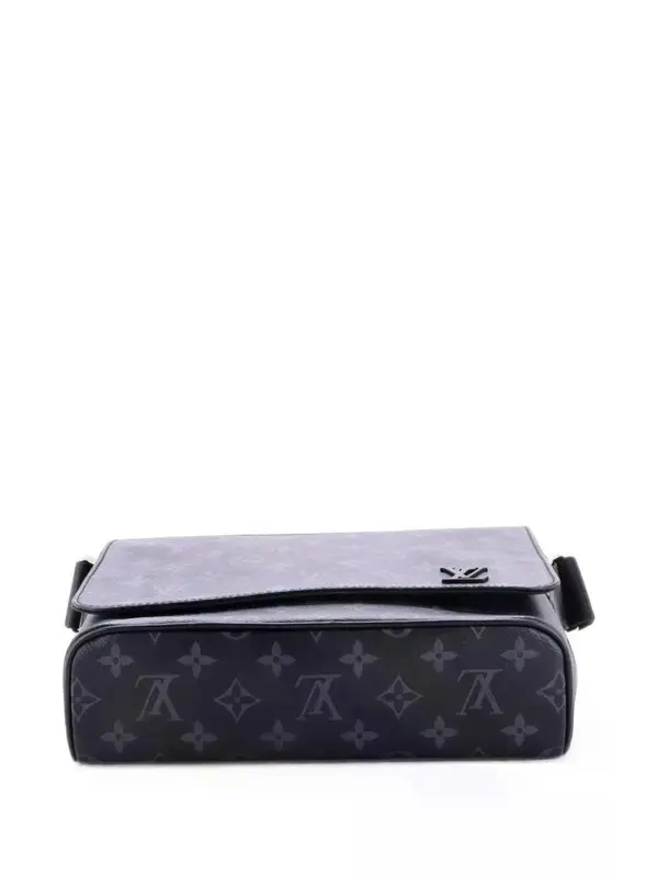 LOUIS VUITTON District Messenger Bag Monogram Eclipse Canvas Pm Crossbody Bag