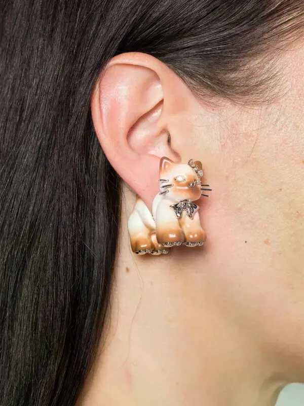 YVMIN Split Kitten Crystal-embellished Earrings - Silver