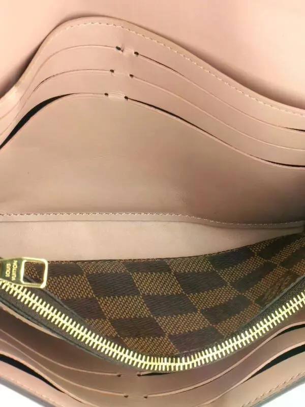LOUIS VUITTON Croisette Chain Wallet Damier Crossbody Bag