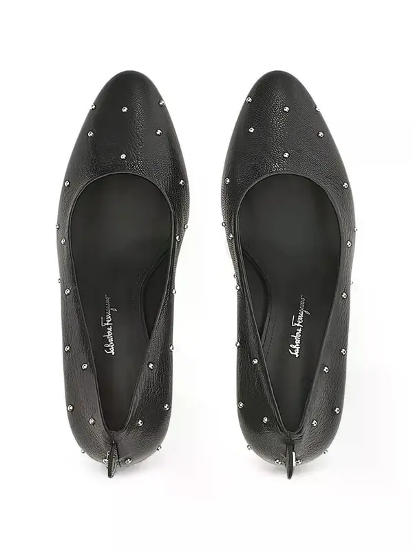 FERRAGAMO Plain Pumps