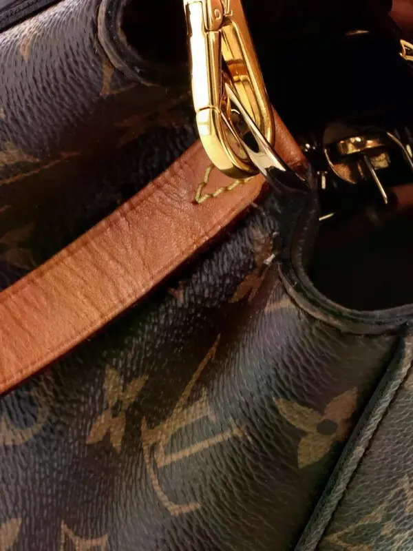 LOUIS VUITTON Montaigne Handbag Monogram Canvas Mm Tote Bag