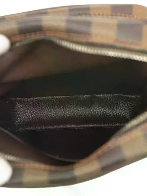 LOUIS VUITTON 2009 Damier Ebene Amazone Crossbody Bag