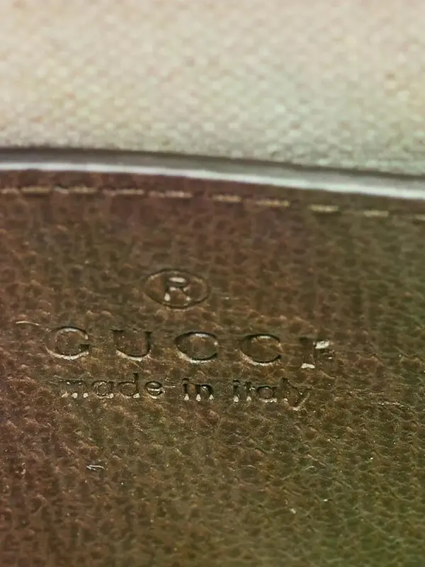 Gucci Jumbo Gg Vertical Tote Bag - Neutrals