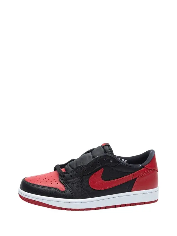 JORDAN Air Force 1 Retro Low Sneaker