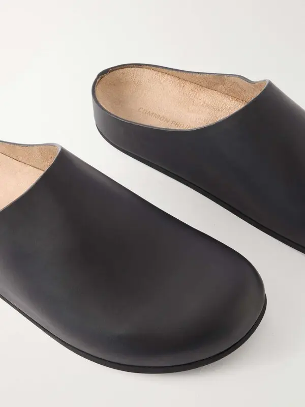 COMMON PROJECTS Leather Clogs