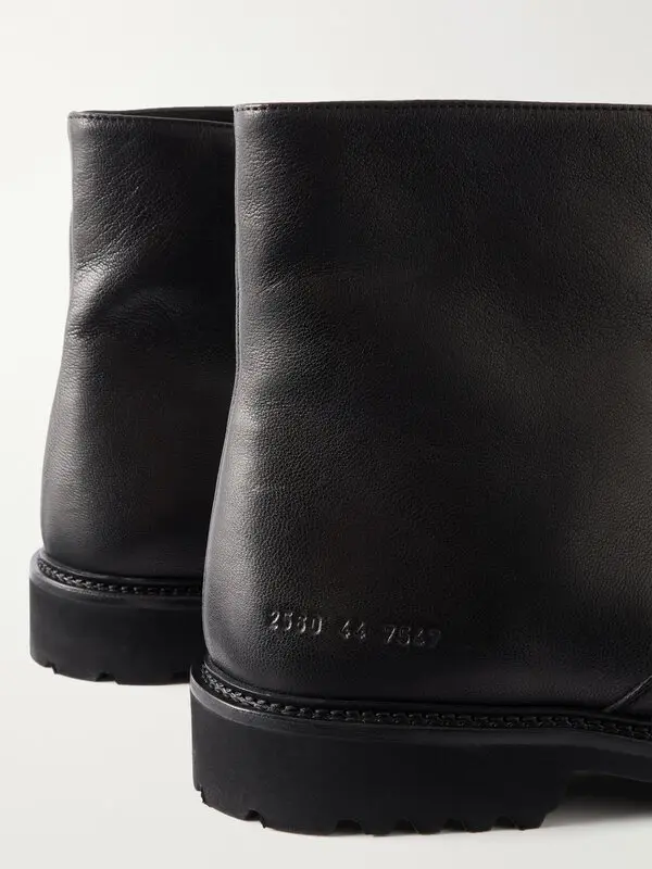 COMMON PROJECTS Leather Boots