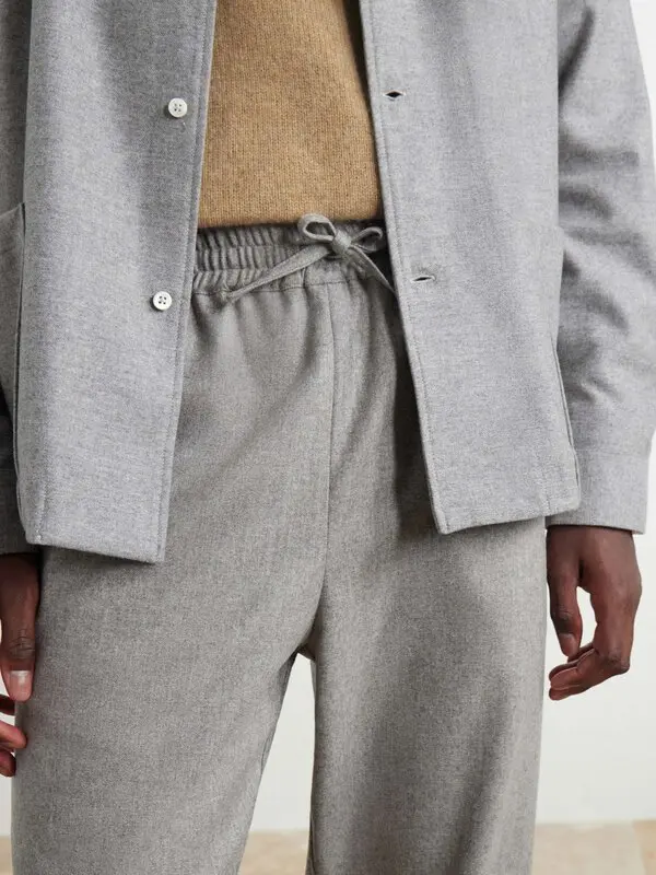 De Bonne Facture Tapered Virgin Wool Drawstring Trousers