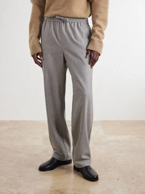 De Bonne Facture Tapered Virgin Wool Drawstring Trousers