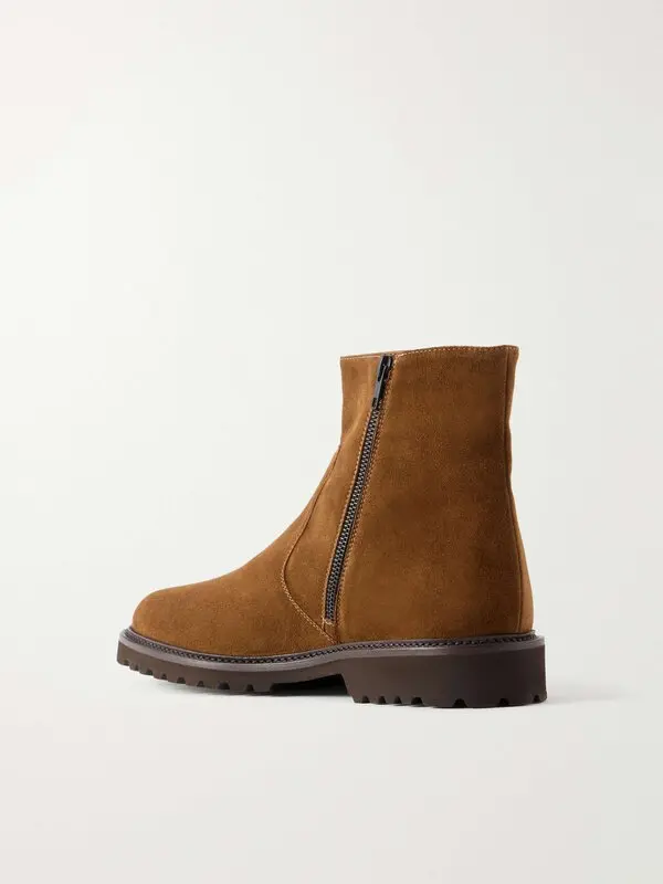 COMMON PROJECTS Suede Boots