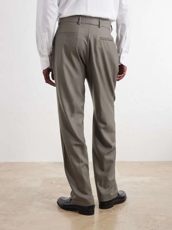 De Bonne Facture Virgin Wool Pleated Straight-leg Trousers