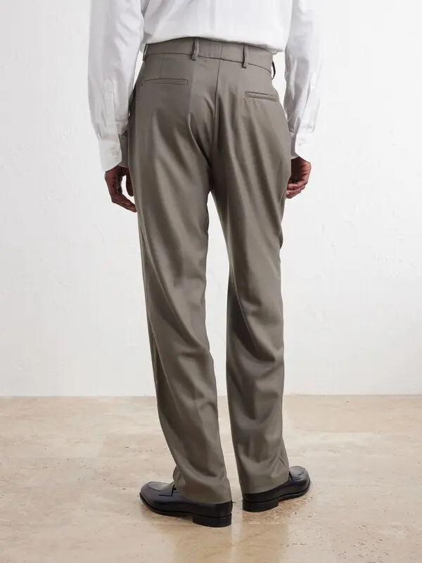 De Bonne Facture Virgin Wool Pleated Straight-leg Trousers