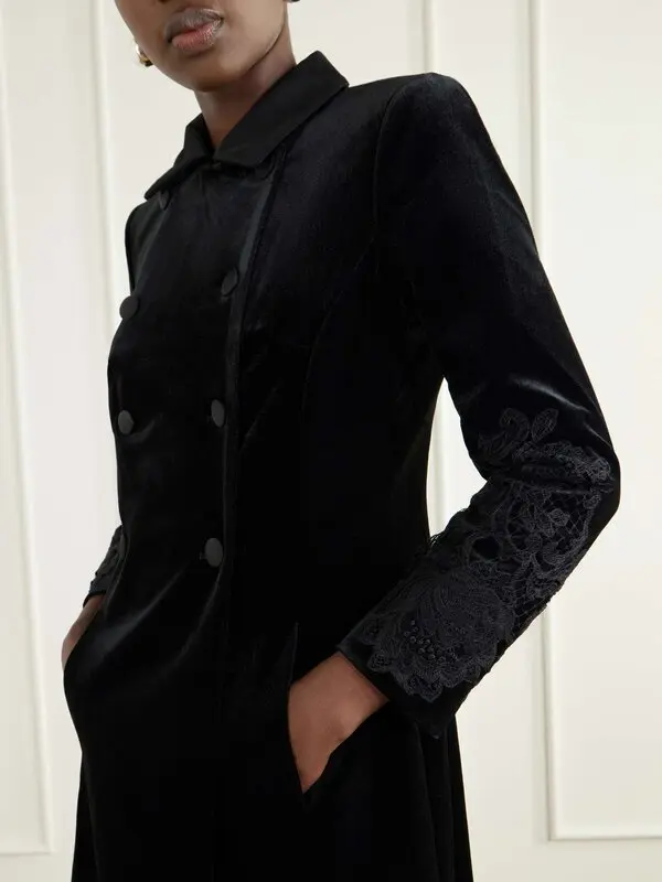 Loretta Caponi Rose Embroidered Velvet Coat