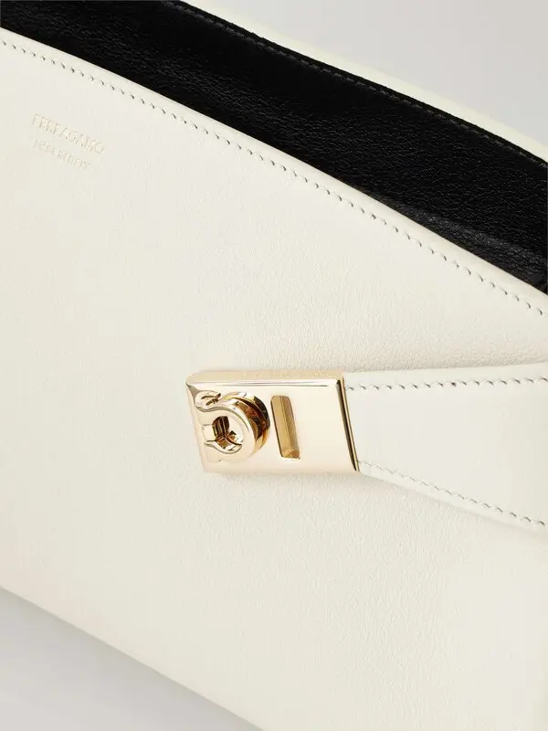 FERRAGAMO Hug Leather Shoulder Bag - Cream