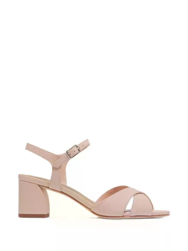 Bernardo Ginni Crossover-strap Buckle-fastening Sandals