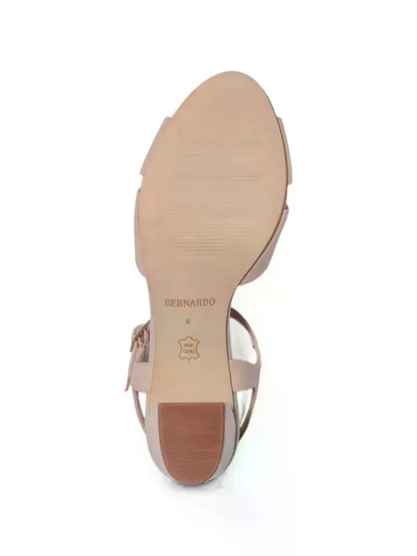 Bernardo Ginni Crossover-strap Buckle-fastening Sandals