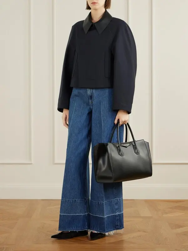 Givenchy Antigona Catchall Medium Leather Shoulder Bag - Black
