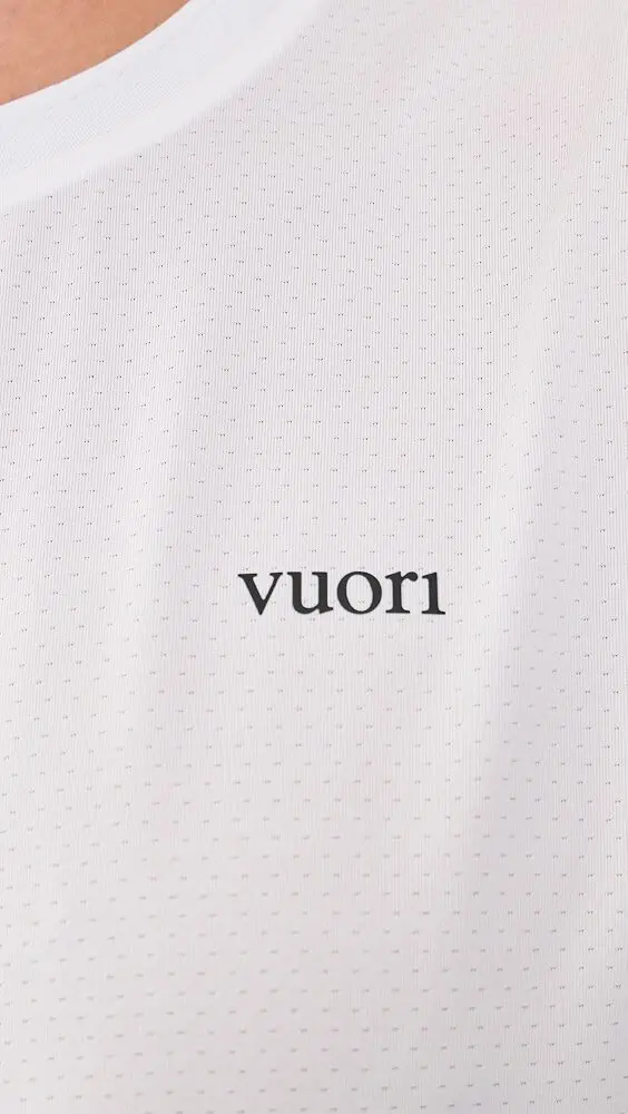 Vuori Sleeveless Viewpoint Muscle Tank 2.0 - White/breeze