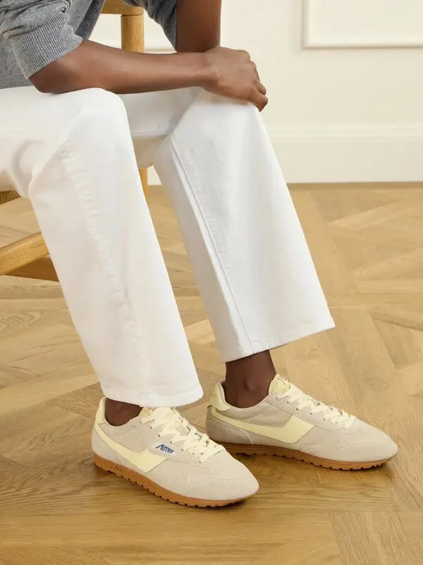 AUTRY Windspin Suede Sneakers - Brown