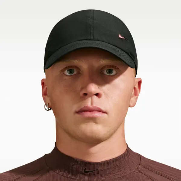 Nike Dri-fit Club Unstructured Metal Swoosh Cap - Black