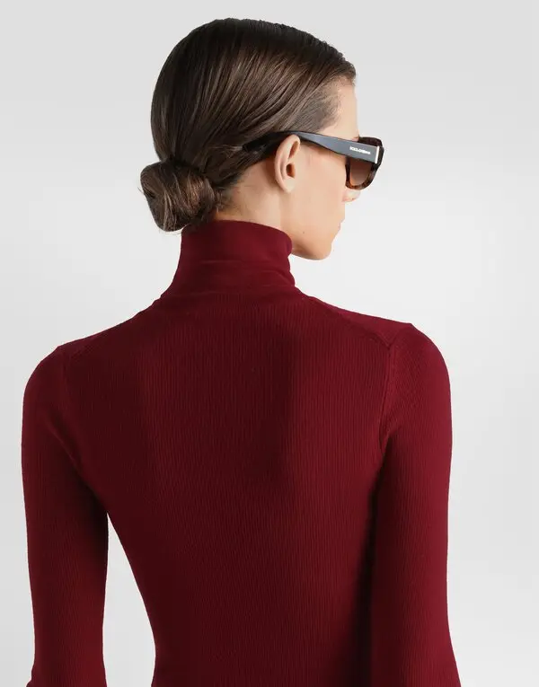 Dolce & Gabbana Ribbed Cashmere Turtleneck Pullover