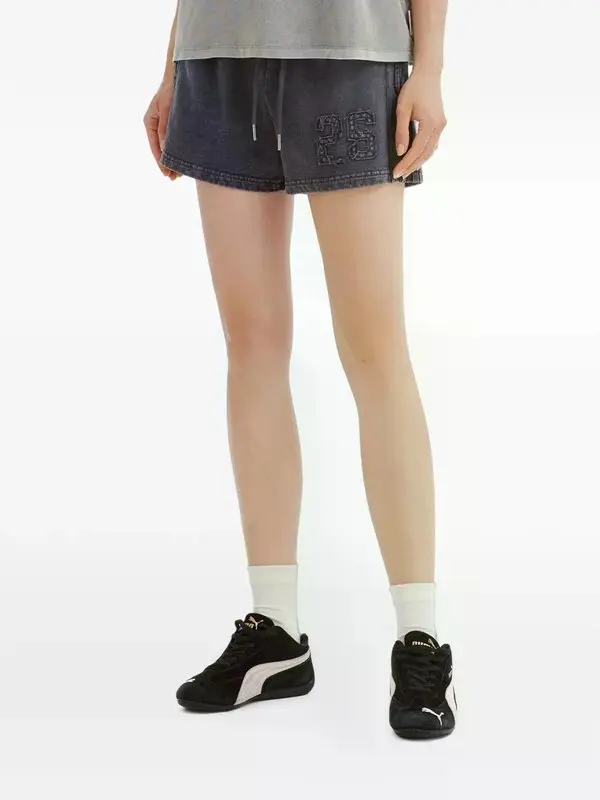 MINI CREAM Acid-wash Patch-detail Shorts