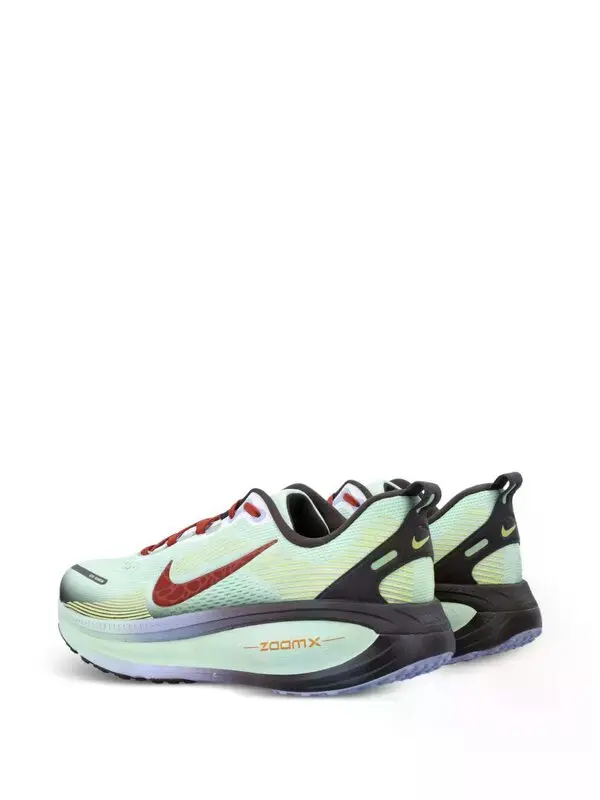 Nike Vomero 18 Se Road Running Shoes - Green