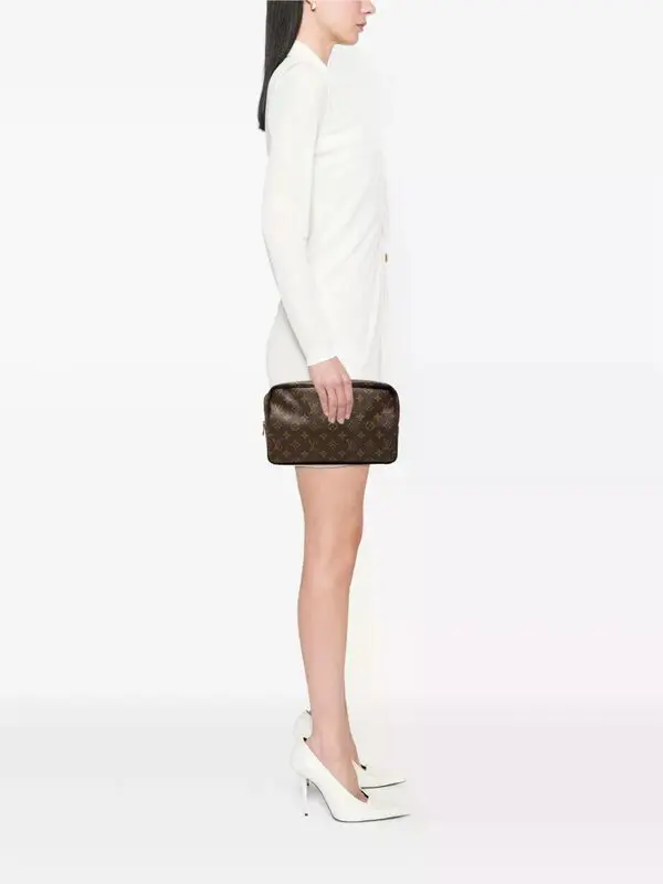 LOUIS VUITTON Monogram Trousse Toilette 28 Clutch Bag