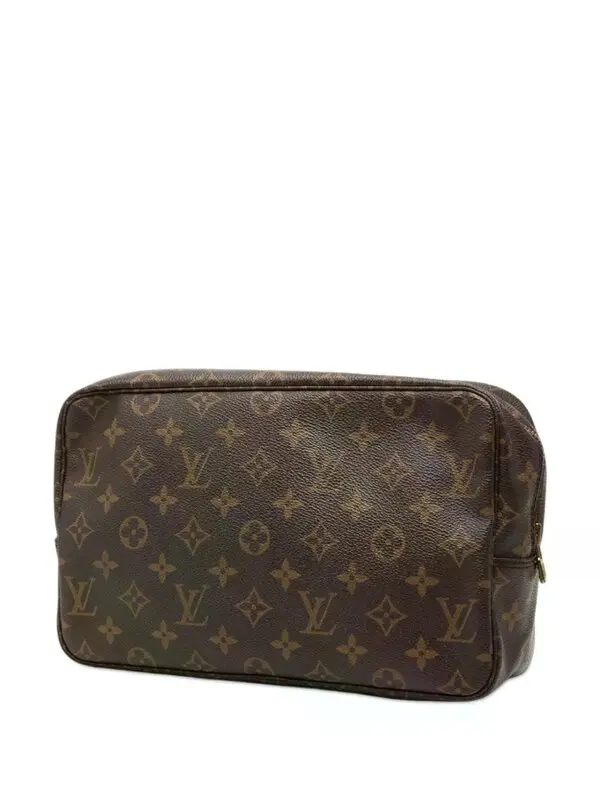 LOUIS VUITTON Monogram Canvas Trousse Toilette 28