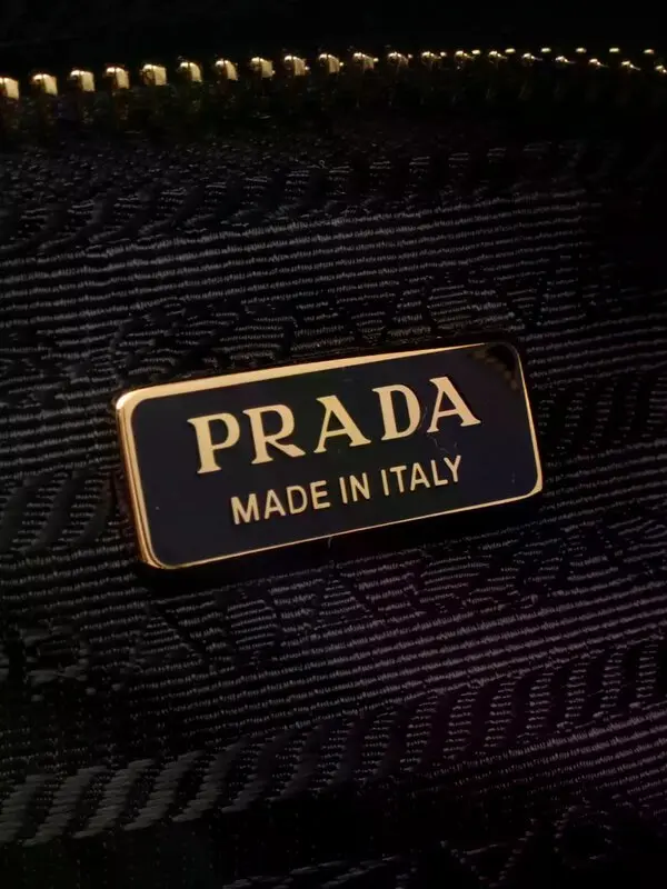 Prada 2013-2026 Medium Re Nylon Top Handle Bag Shoulder Bag