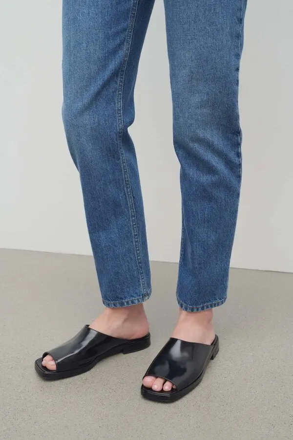 THE ROW Emi Sandals