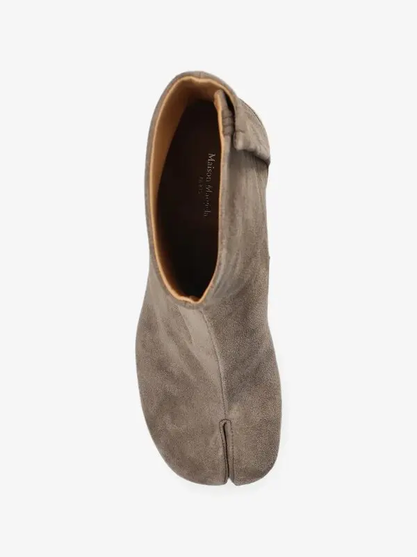 MAISON MARGIELA Suede Tabi Cut-out Block Heel Boots - Brown