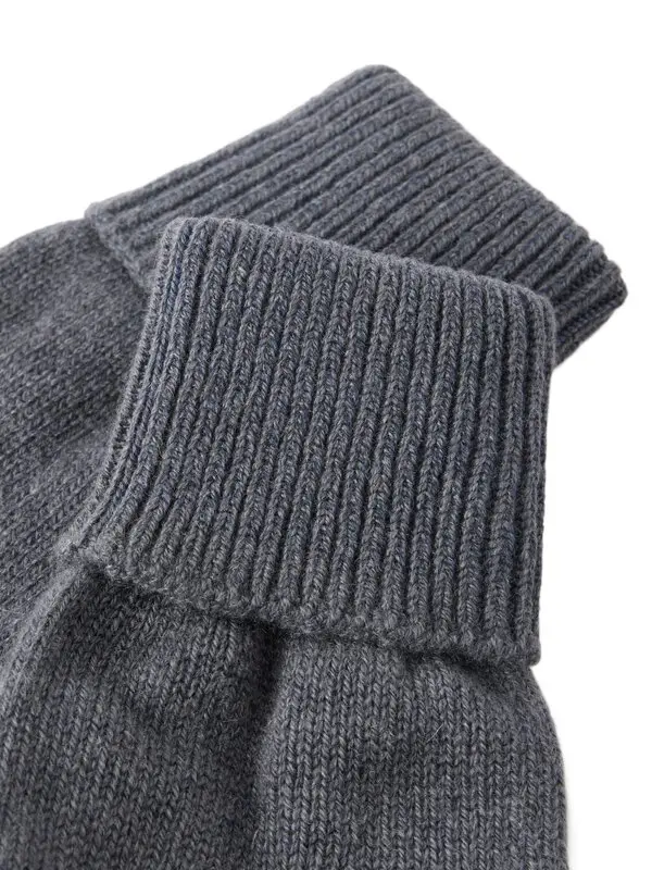 Johnstons Of Elgin Comfortable Minimalist Gloves