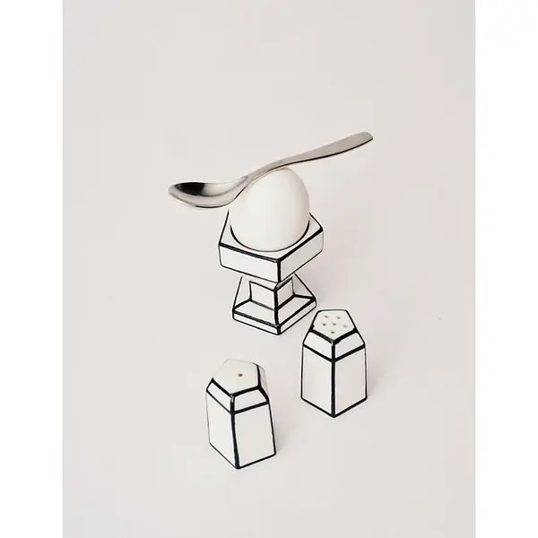 SERAX Annebet Philips Carte Blanche Porcelain Egg Cup