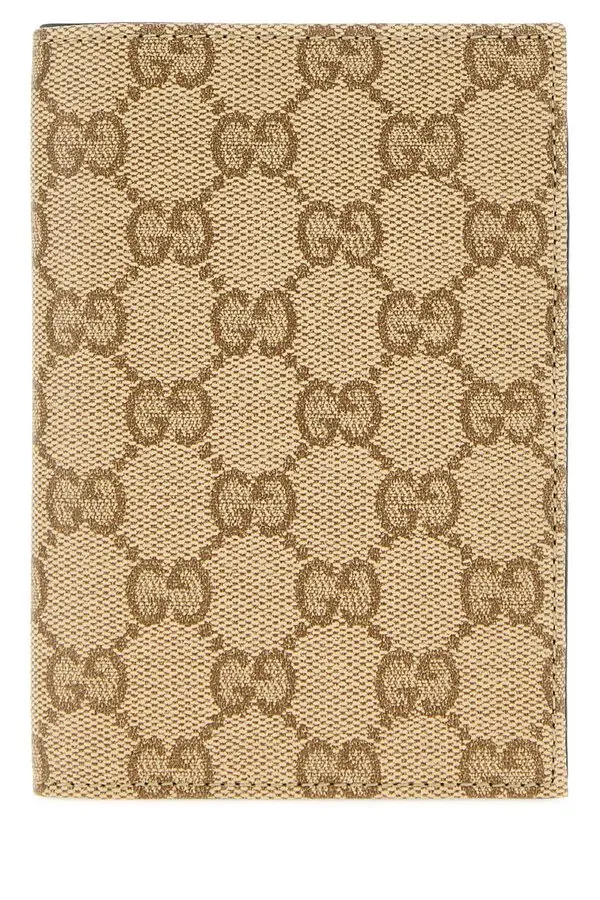 Gucci Gg Canvas Essence Classic Passport Holder - Multicolor