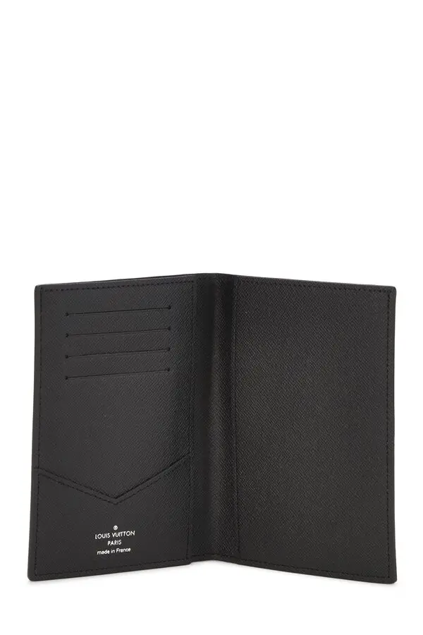 LOUIS VUITTON Monogram Eclipse Canvas Passport Cover