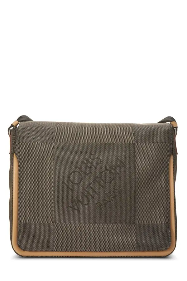 LOUIS VUITTON Damier Geant Messenger - Green