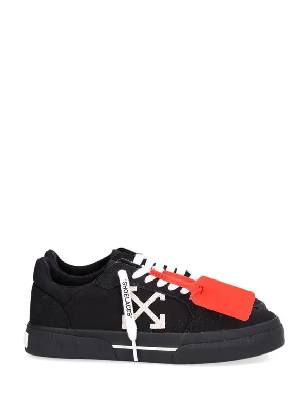 Off-White Vulcanized Low Sneakers - Black