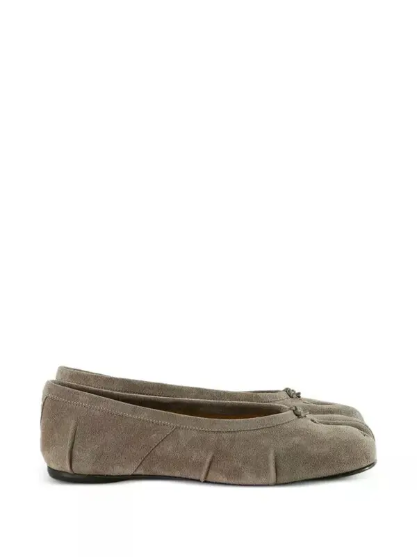 MAISON MARGIELA Tabi-toe Pleated Ballet Flats - Grey