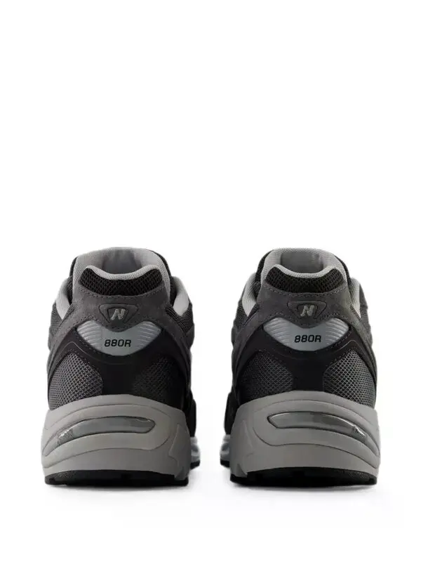 NEW BALANCE 880r Panelled Sneakers