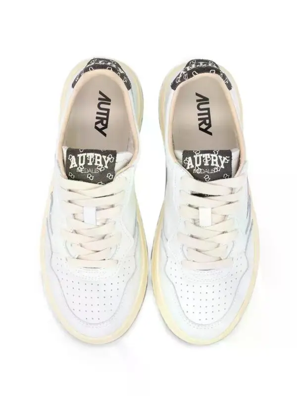 AUTRY Medalist Low Sneakers