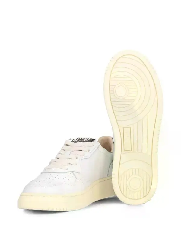 AUTRY Medalist Low Sneakers